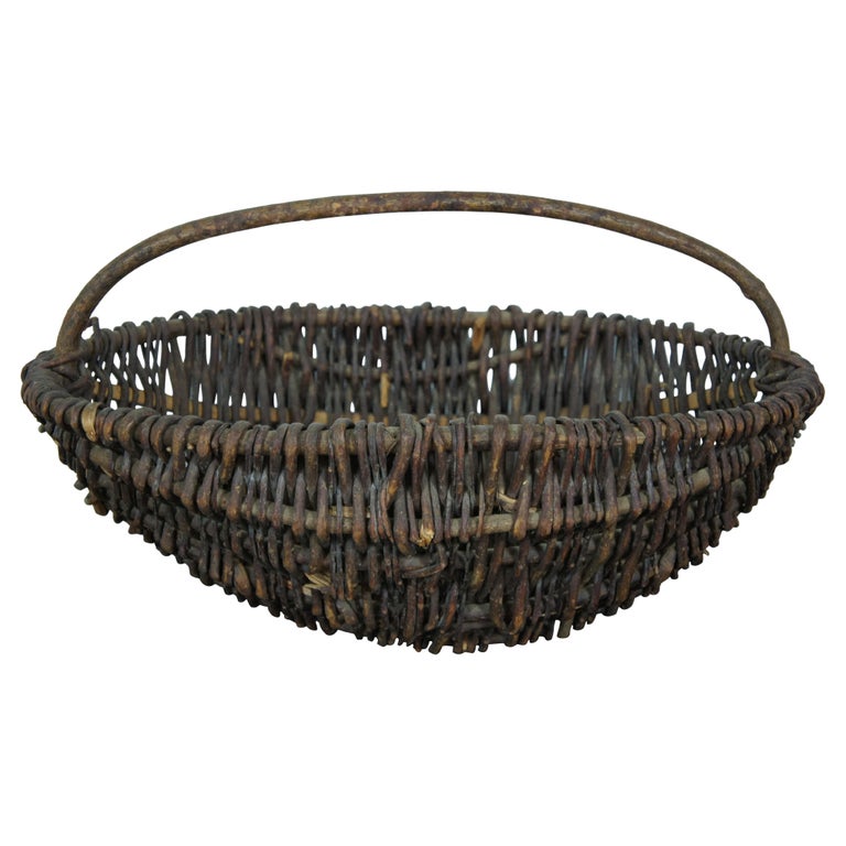 Antique Primitive Handwoven Scalloped Willow Reed Gathering Basket ...