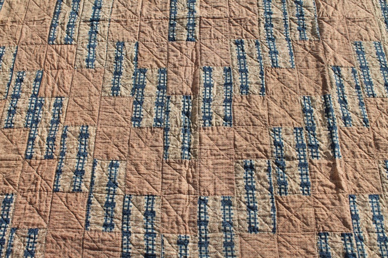 Antique Quilt in Wool with Cotton Calico Backing For Sale at 1stDibs