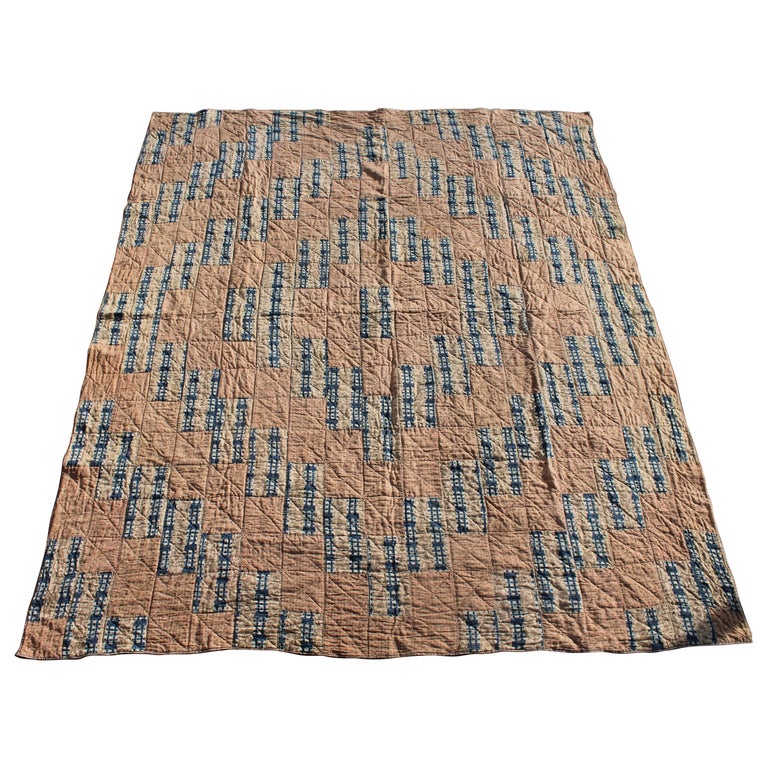 Antique Quilt in Wool with Cotton Calico Backing For Sale at 1stDibs