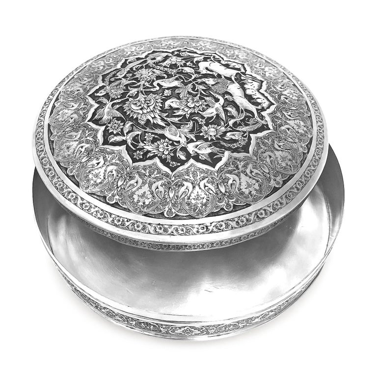 Antique Rare Piece Round Box, Handmade Persian Silver For Sale at 1stDibs
