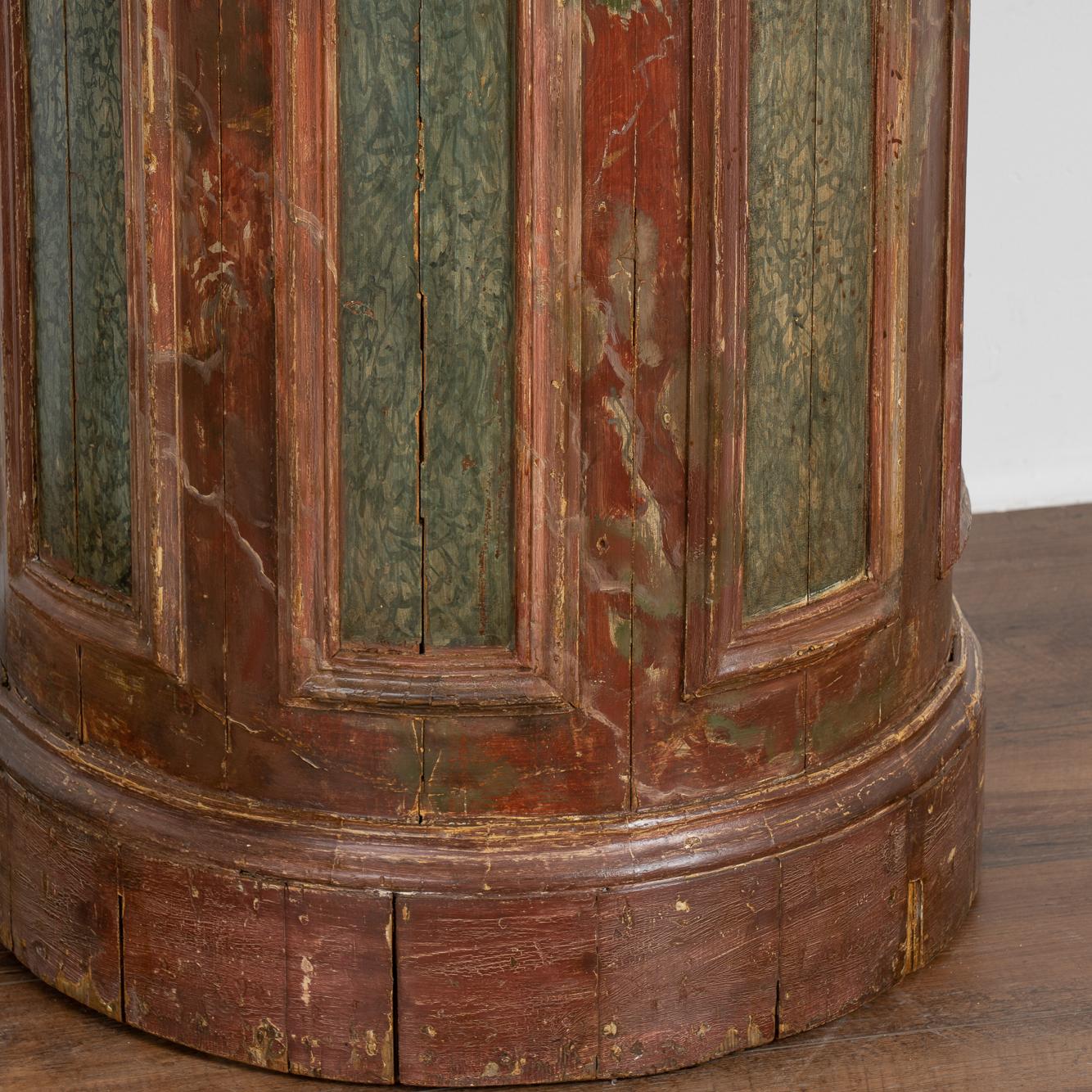 Antique Red Painted Wood Display Pedestal from Sweden, circa 1840-1860 ...