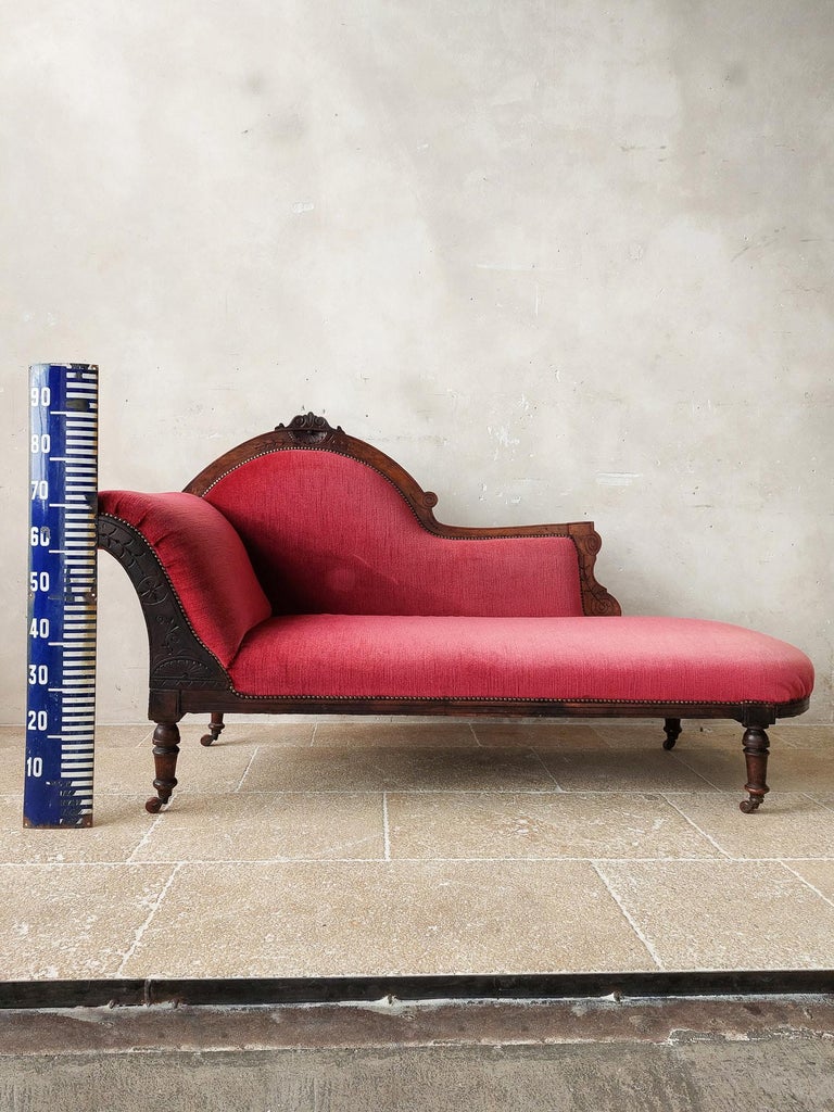 Antique Red Velvet Chaise Longue with Carved Wooden Frame from Around ...