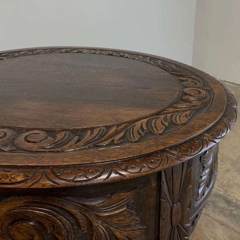 Antique Round Renaissance End Table at 1stDibs