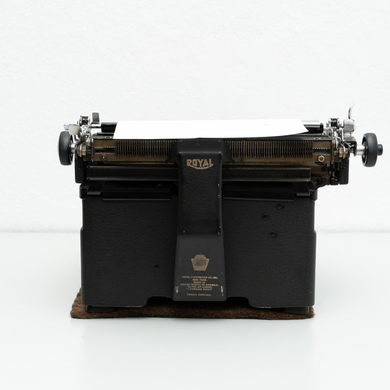 Antique Royal Typewriter Machine, circa 1920 For Sale at 1stDibs