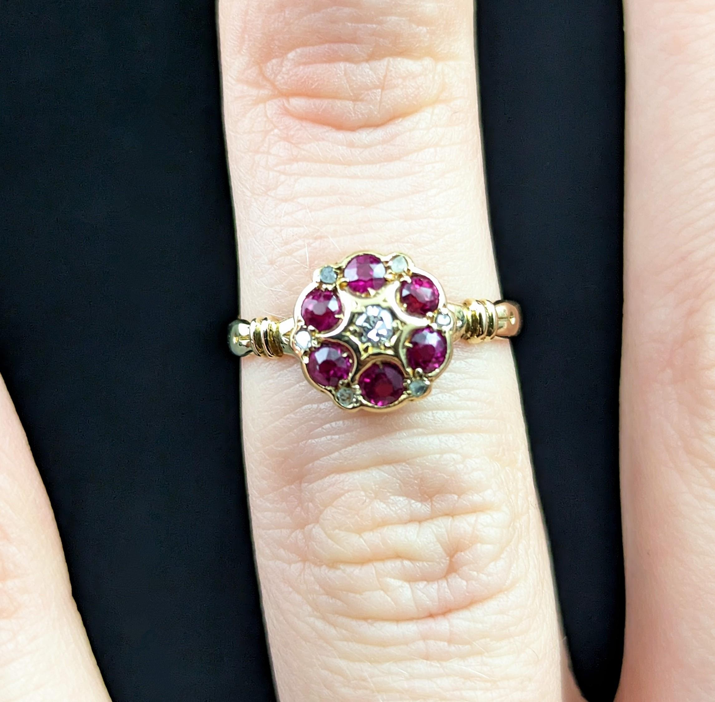 Antique Ruby and Diamond cluster ring, 18k yellow gold, Art Deco at ...