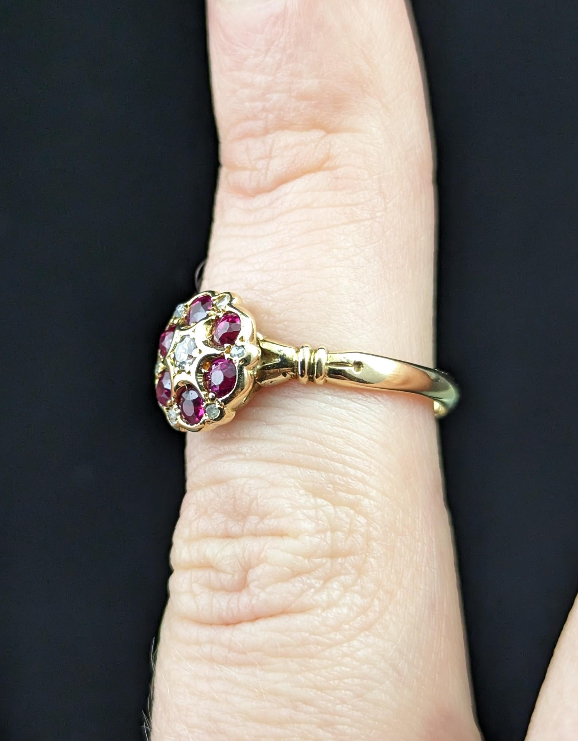 Antique Ruby and Diamond cluster ring, 18k yellow gold, Art Deco at ...