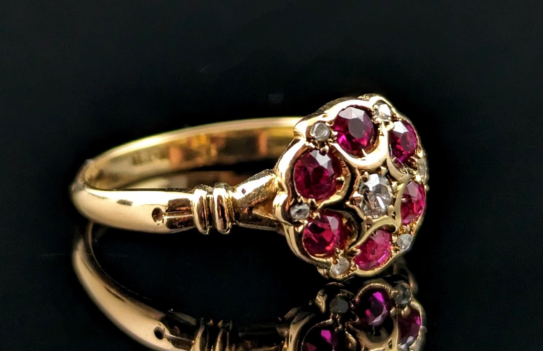 Antique Ruby and Diamond cluster ring, 18k yellow gold, Art Deco at ...