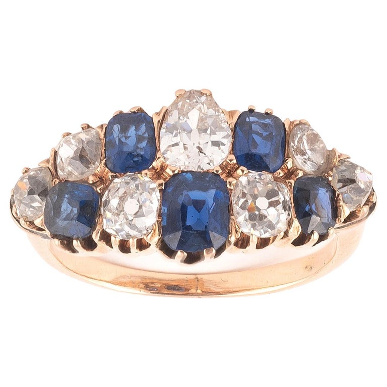 Antiker Ring mit Saphiren und Diamanten im Angebot bei 1stDibs