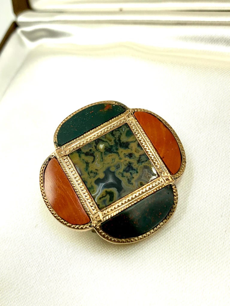Antique Scottish Gold, Agate, Red Jasper, Bloodstone Four Leaf Clover ...