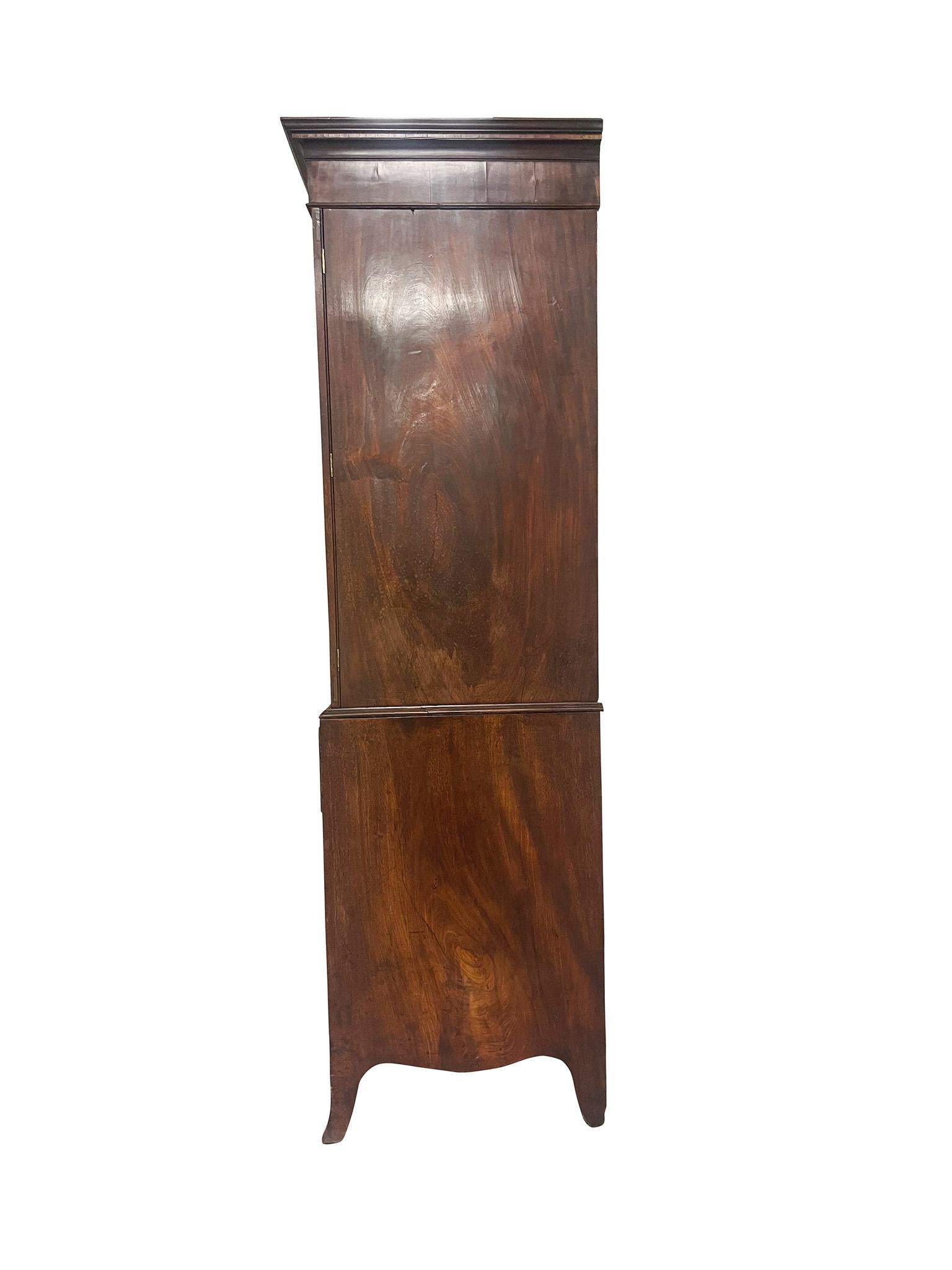 Antique Sheraton Period Mahogany Linen Press For Sale at 1stDibs