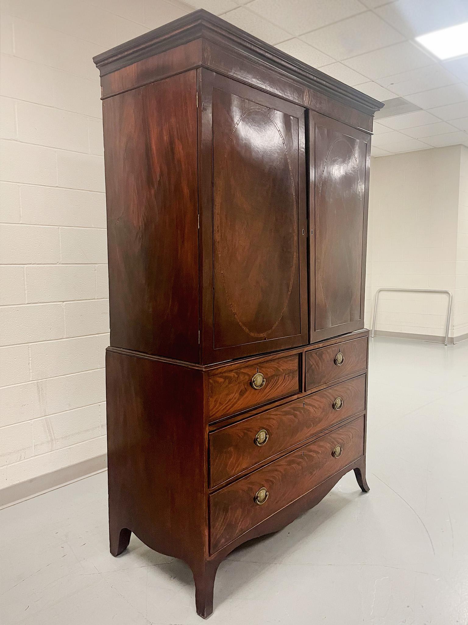 Antique Sheraton Period Mahogany Linen Press For Sale at 1stDibs