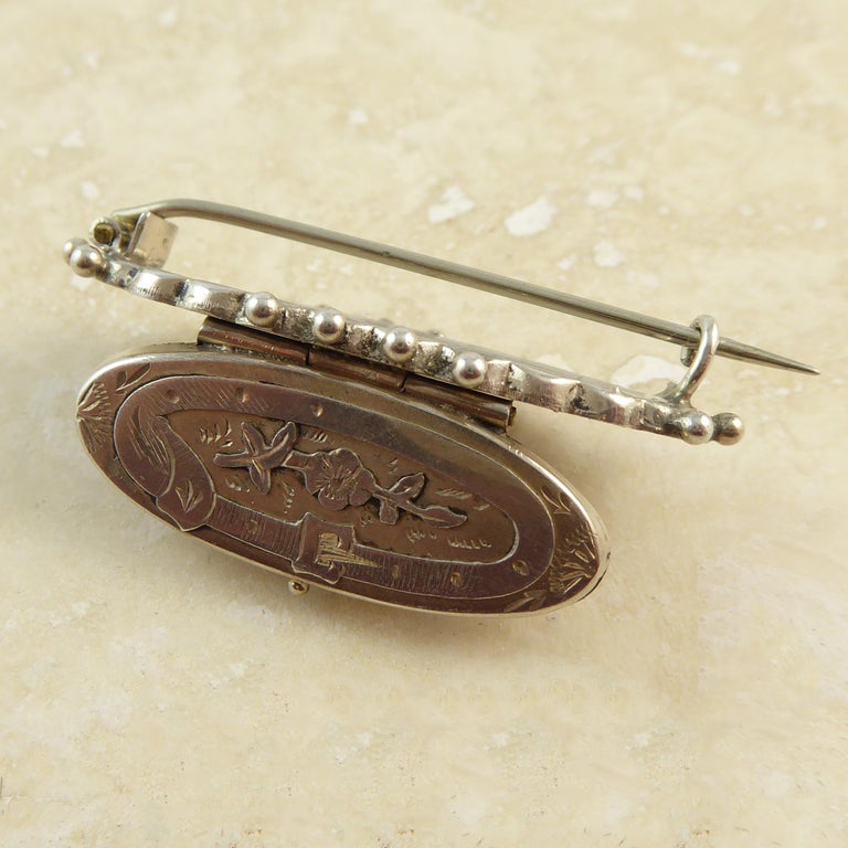 Antique Silver Brooch with Hidden "Remembrance" Message, Hallmarked ...