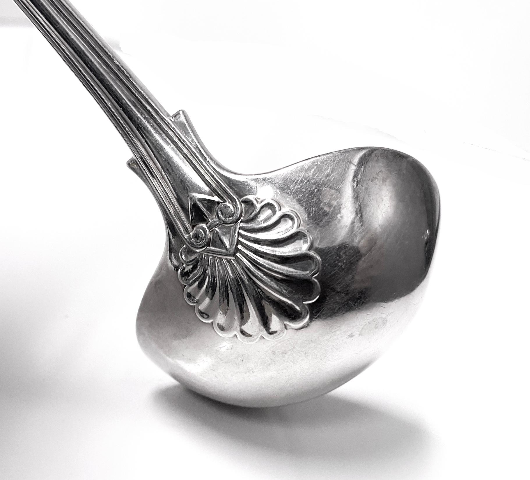 Antique Silver Fiddle Thread Shell Sauce Ladle London 1873 George Adams ...