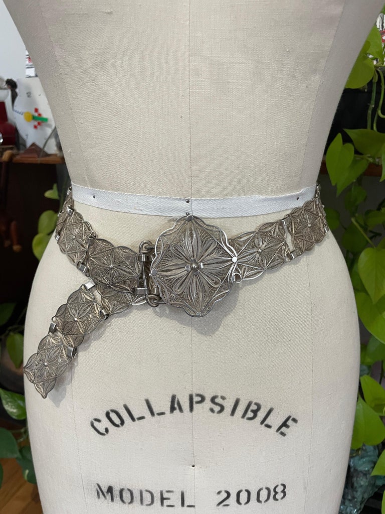 Antique Silver Open Work Filigree Paneled Belt For Sale at 1stDibs