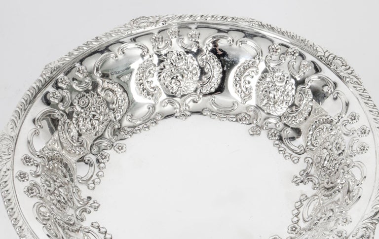 Antique Silver Plated Fruit Bowl Centerpiece, 19th Century For Sale at ...
