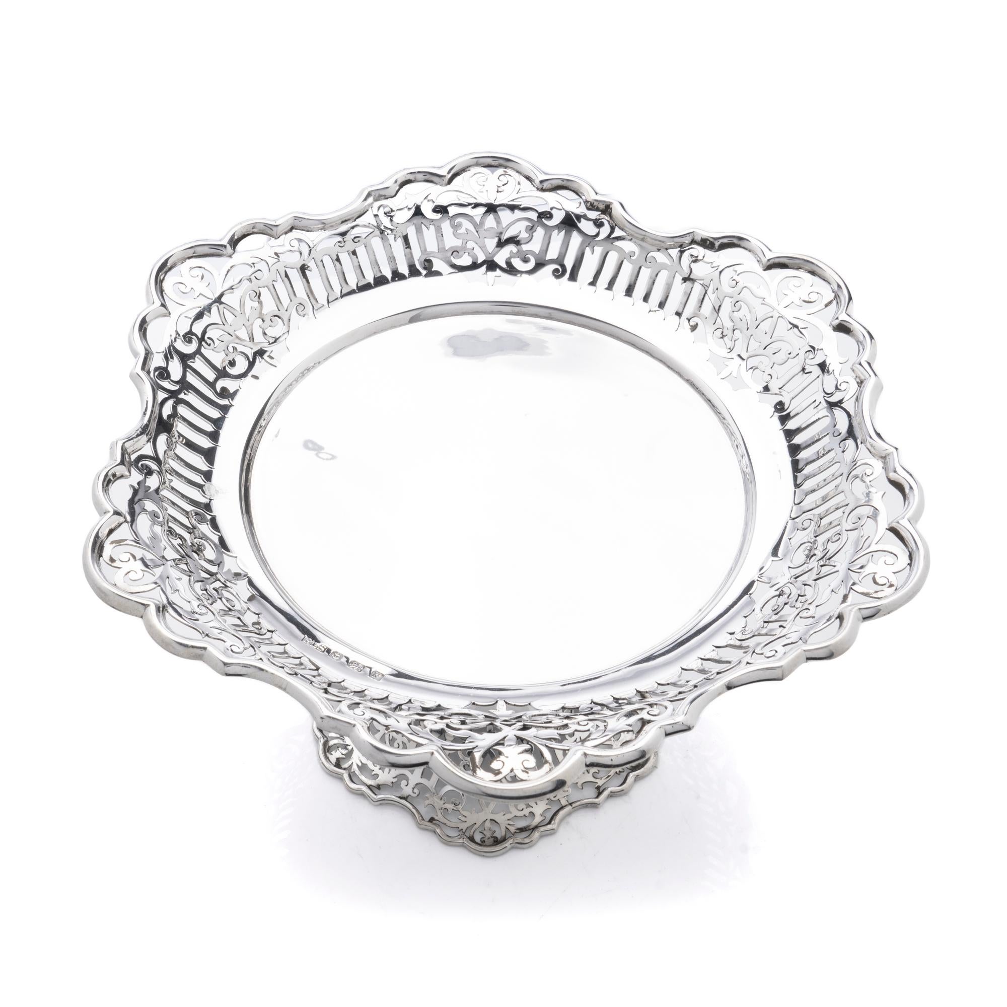 Antique Silver Tazza For Sale at 1stDibs