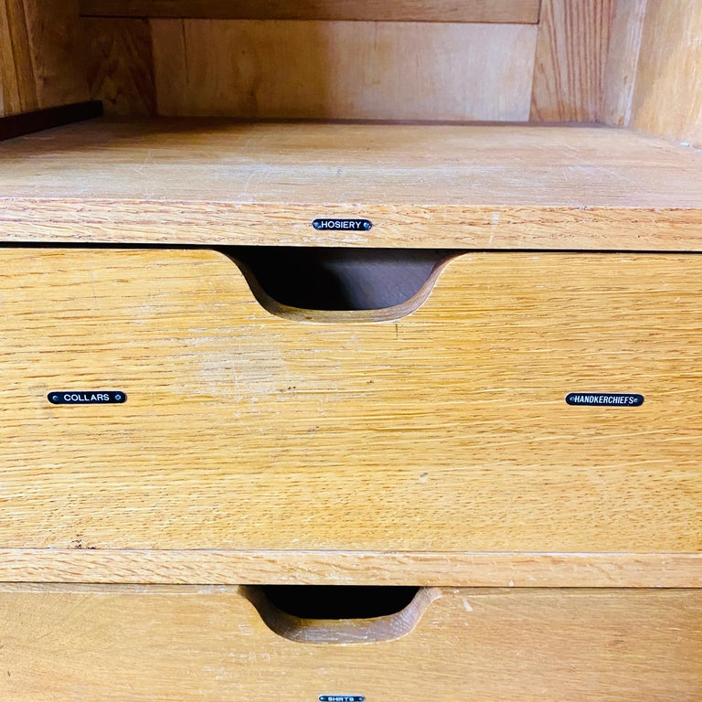 Antique Solid Oak English Gentleman's Wardrobe / Armoire, circa 1900s ...