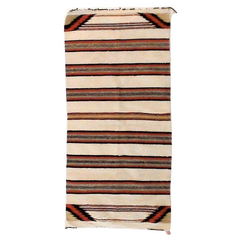 Antique Southwestern Style American Indian Navajo Rug, Circa 1930 For ...