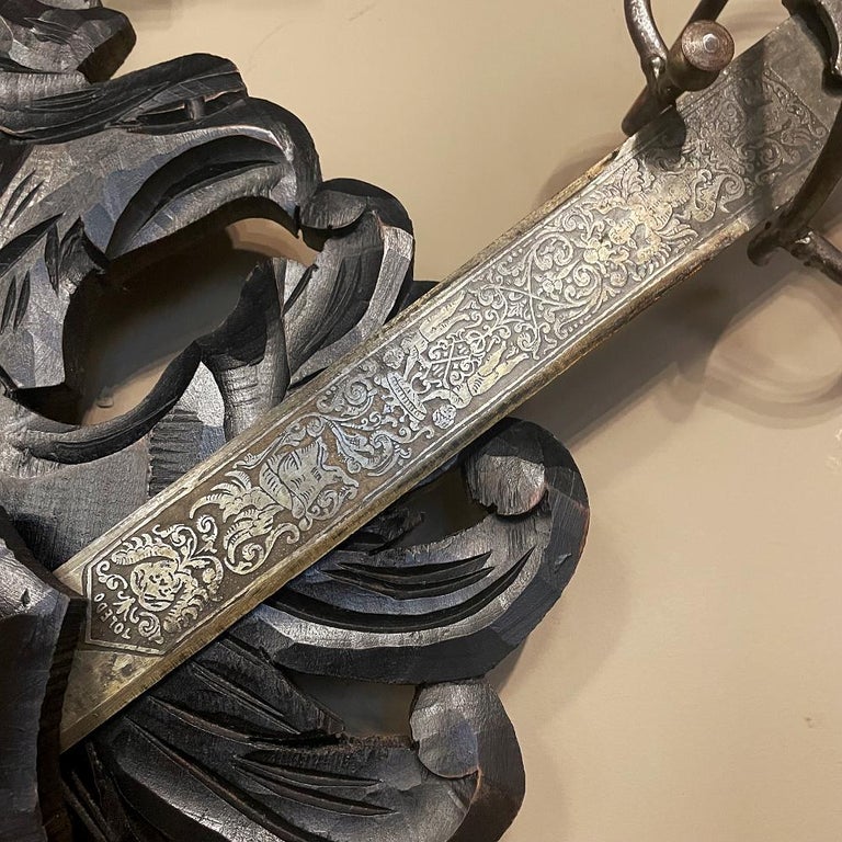 Antique Spanish Wall Crest with Crossed Sword Display at 1stDibs ...