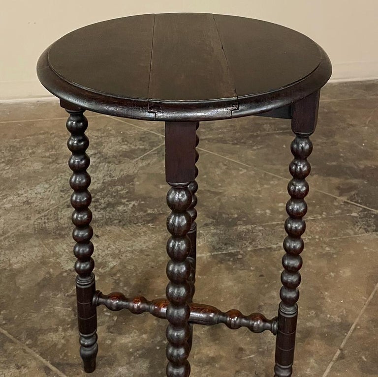 Antique Spool Leg Nesting Table Set For Sale at 1stDibs