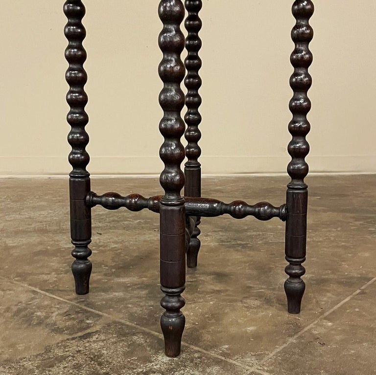 Antique Spool Leg Nesting Table Set For Sale at 1stDibs