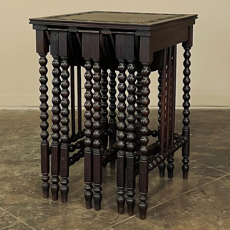 Antique Spool Leg Nesting Table Set For Sale at 1stDibs