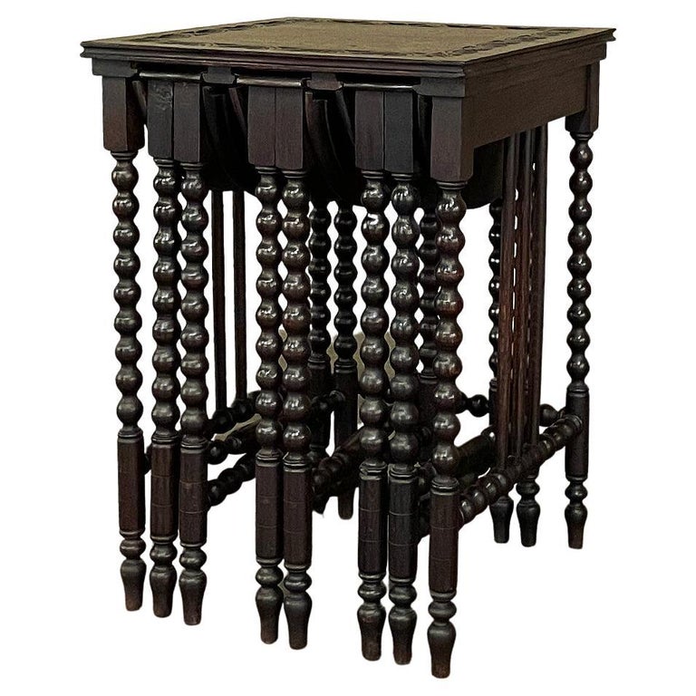 Antique Spool Leg Nesting Table Set For Sale at 1stDibs