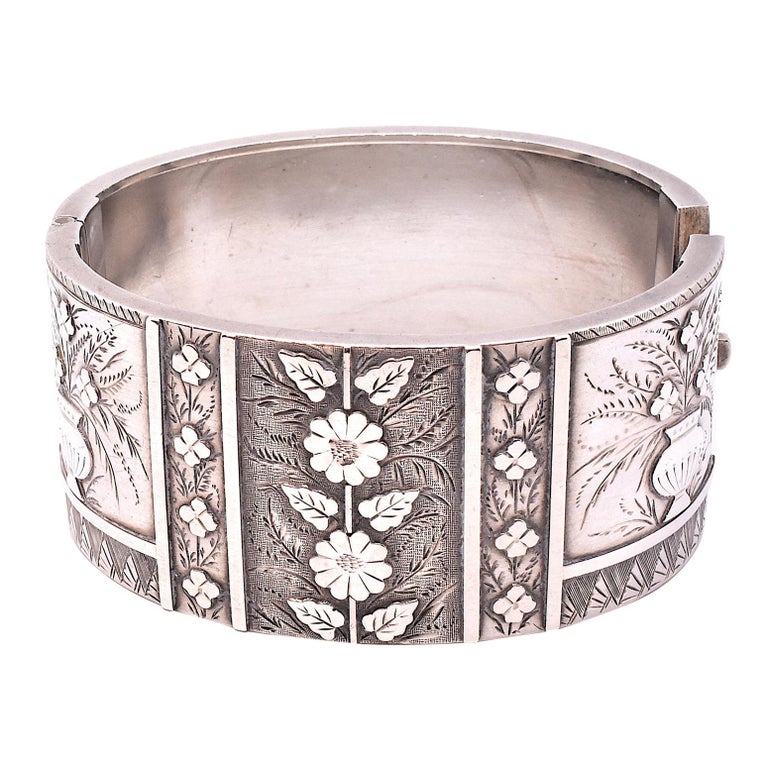 Antique Sterling Floral Bangle For Sale at 1stDibs