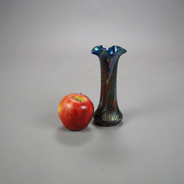 Antique Striated Ribble Art Glass Vase, Circa 1920 For Sale at 1stDibs