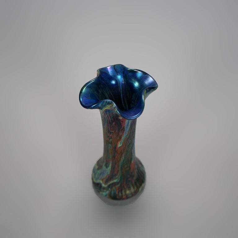 Antique Striated Ribble Art Glass Vase, Circa 1920 For Sale at 1stDibs