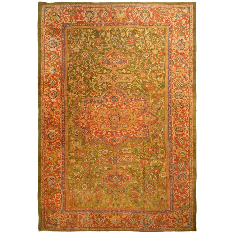 Antique Sultanabad Indian Red and Green Floral Rug For Sale at 1stDibs