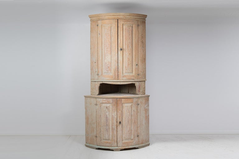 Antique Swedish Large Gustavian Corner Cabinet For Sale at 1stDibs