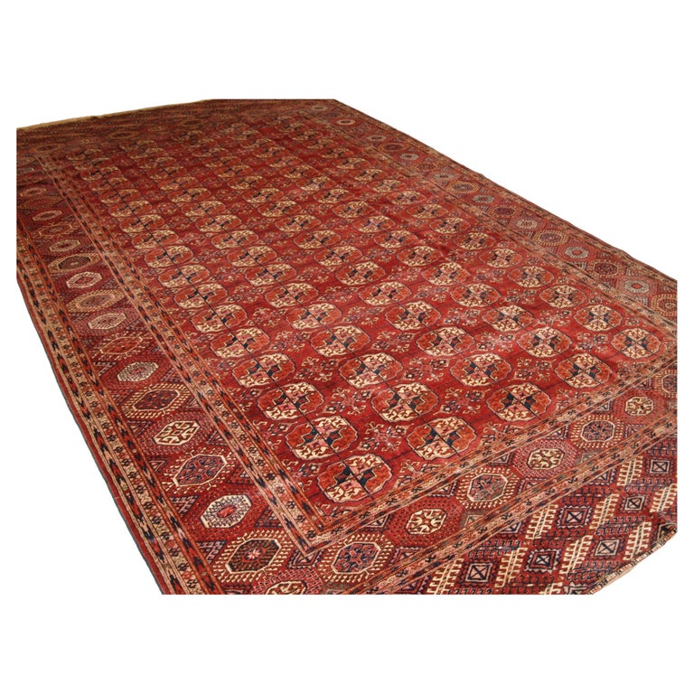 Antique Tekke Turkmen Main Carpet of Large Size For Sale at 1stDibs