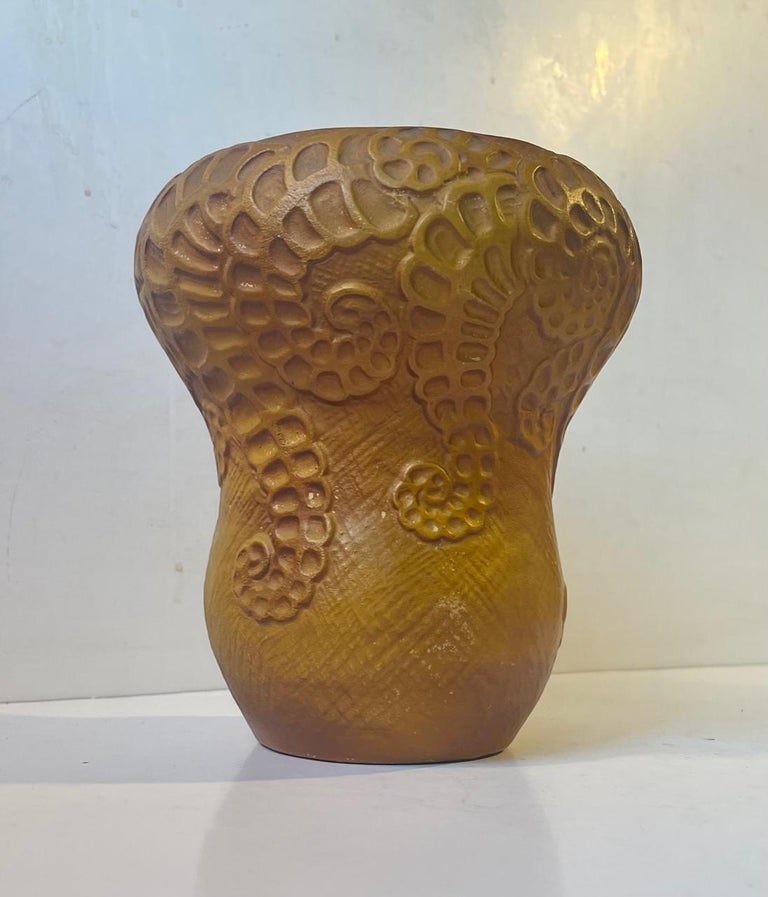 Antique Terracotta Gourd Vase Decorated with Squid Tentacles For Sale ...