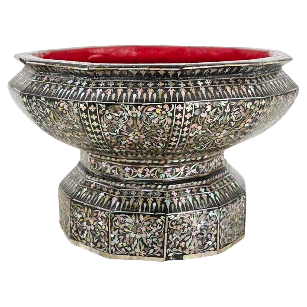 Antique Thai Mother-of-Pearl Inlaid Offering Bowl For Sale at 1stDibs
