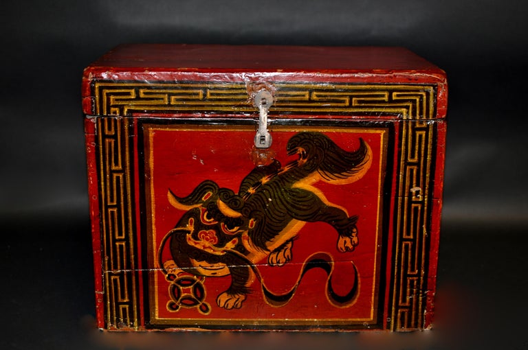 Antique Tibetan Hand Painted Foo Dog Box at 1stDibs