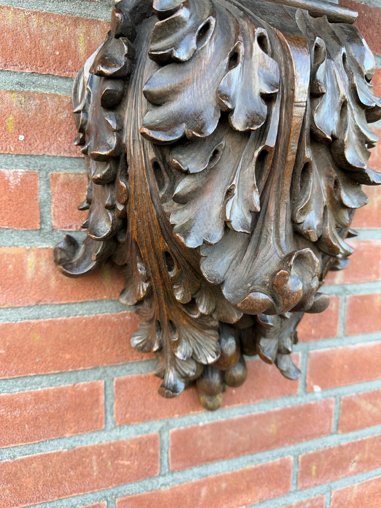 Antique and Top Quality Hand Carved Solid Oak Acanthus Leafs Wall ...