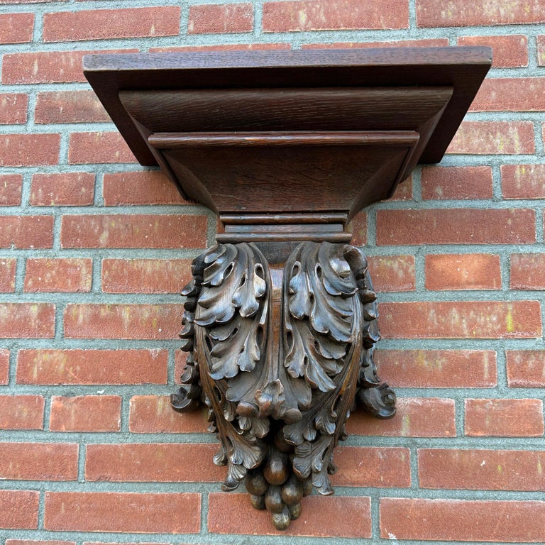 Antique and Top Quality Hand Carved Solid Oak Acanthus Leafs Wall ...