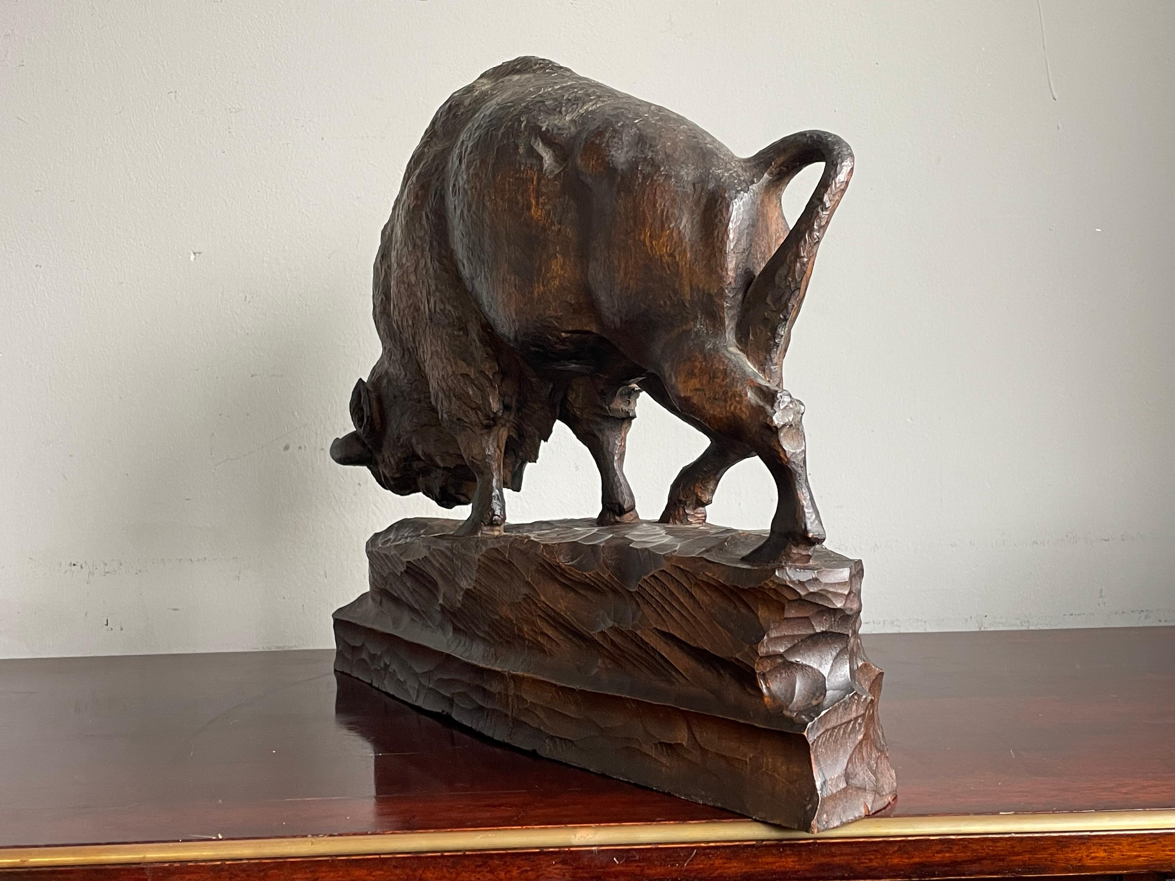 Antique and Top Quality Hand Carved Wooden American Buffalo / Bison ...