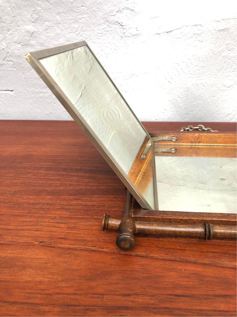 Antique Triptych Mirror from the 1800s For Sale at 1stDibs