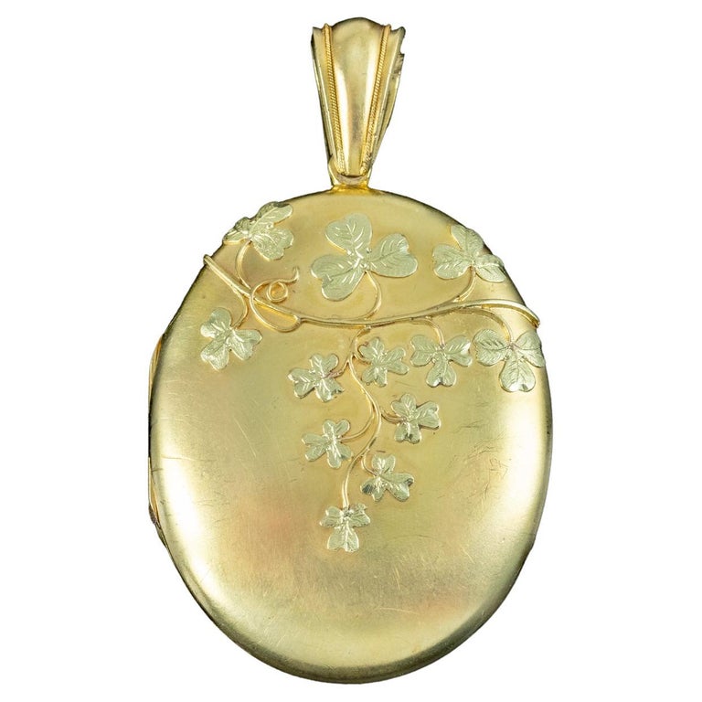 Antique Victorian 18ct Gold Clover Locket For Sale at 1stDibs