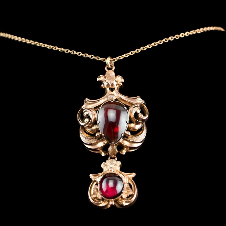 Antique Victorian 18k Gold Garnet Cabochon Necklace, C.1840 For Sale at ...