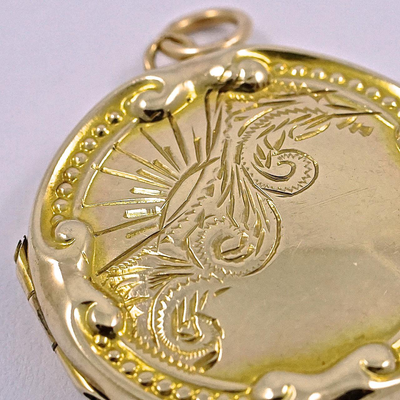 Antique Victorian 9ct Gold Back and Front Engraved Locket at 1stDibs ...