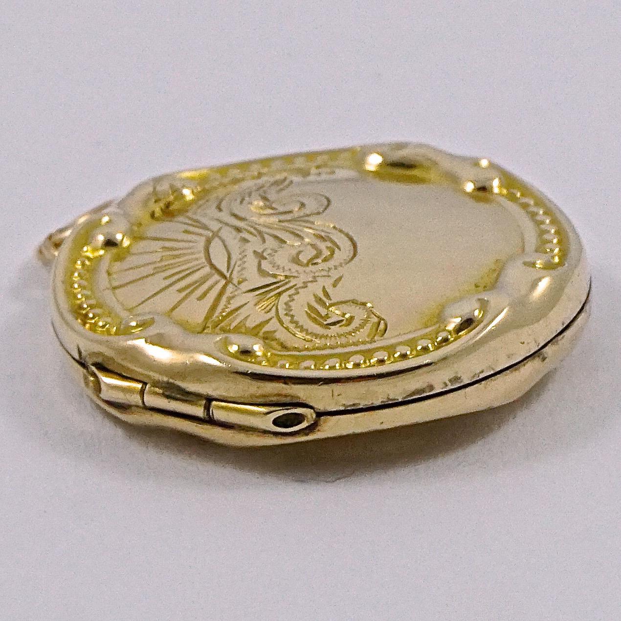 Antique Victorian 9ct Gold Back and Front Engraved Locket at 1stDibs ...
