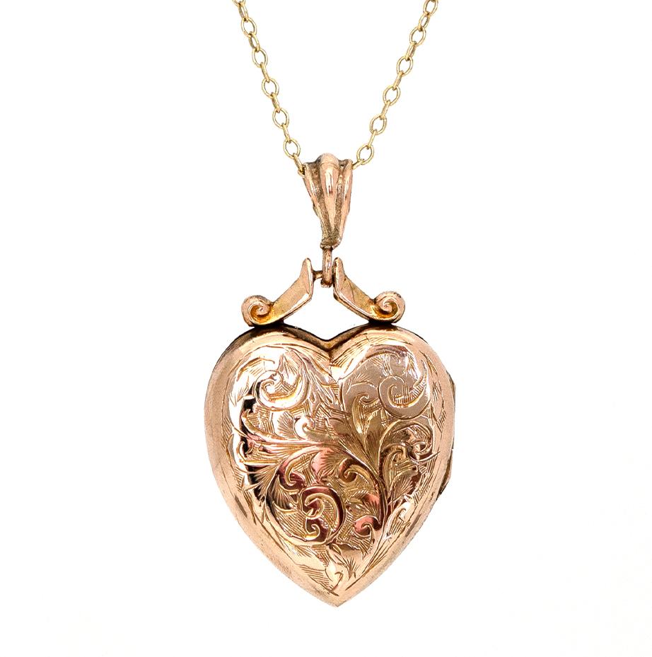 Antique Victorian 9ct Gold Heart Locket Necklace For Sale at 1stDibs