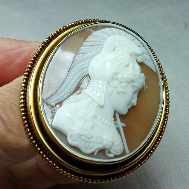 Antique Victorian Athena Parthenos Shell Cameo Brooch For Sale at 1stDibs