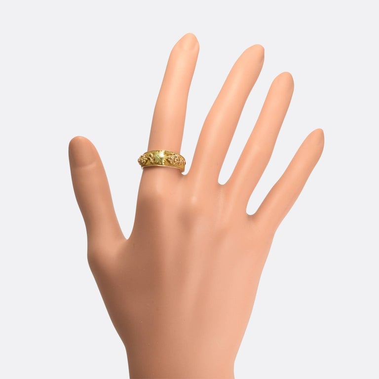 grape vine ring design