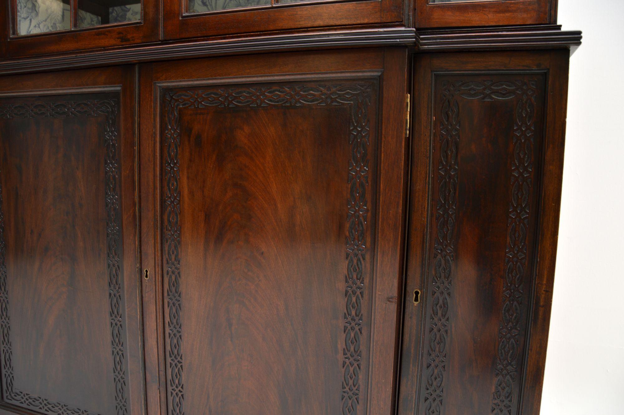 Antique Victorian Breakfront Bookcase For Sale at 1stDibs