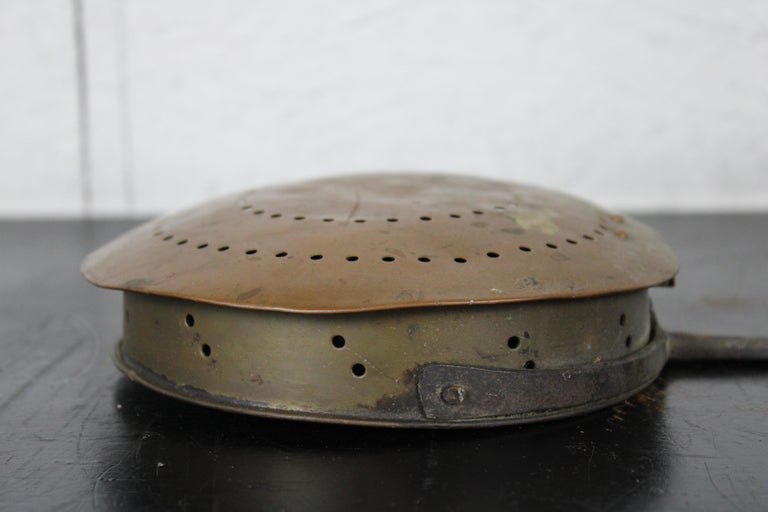 Antique Victorian Copper and Cast Iron Bed Warming Pan For Sale at 1stDibs