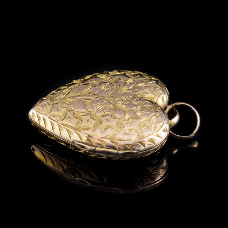 Antique Victorian Floral Heart Locket 9 Carat Gold Back and Front ...